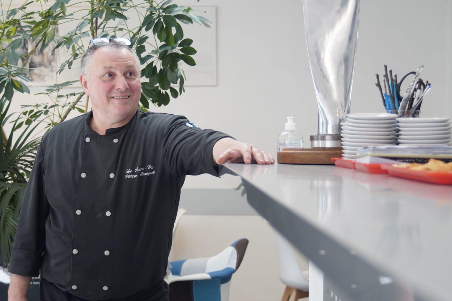 Le Saint-Ex, un restaurant vélizien chargé d’histoire - Vélizy TV